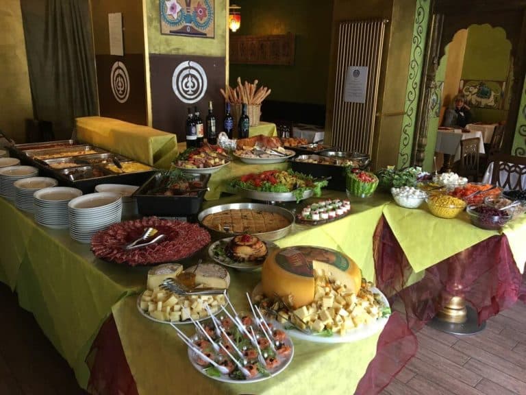 Buffet de aperitivo Milán: 7 lugares que no hay que perderse