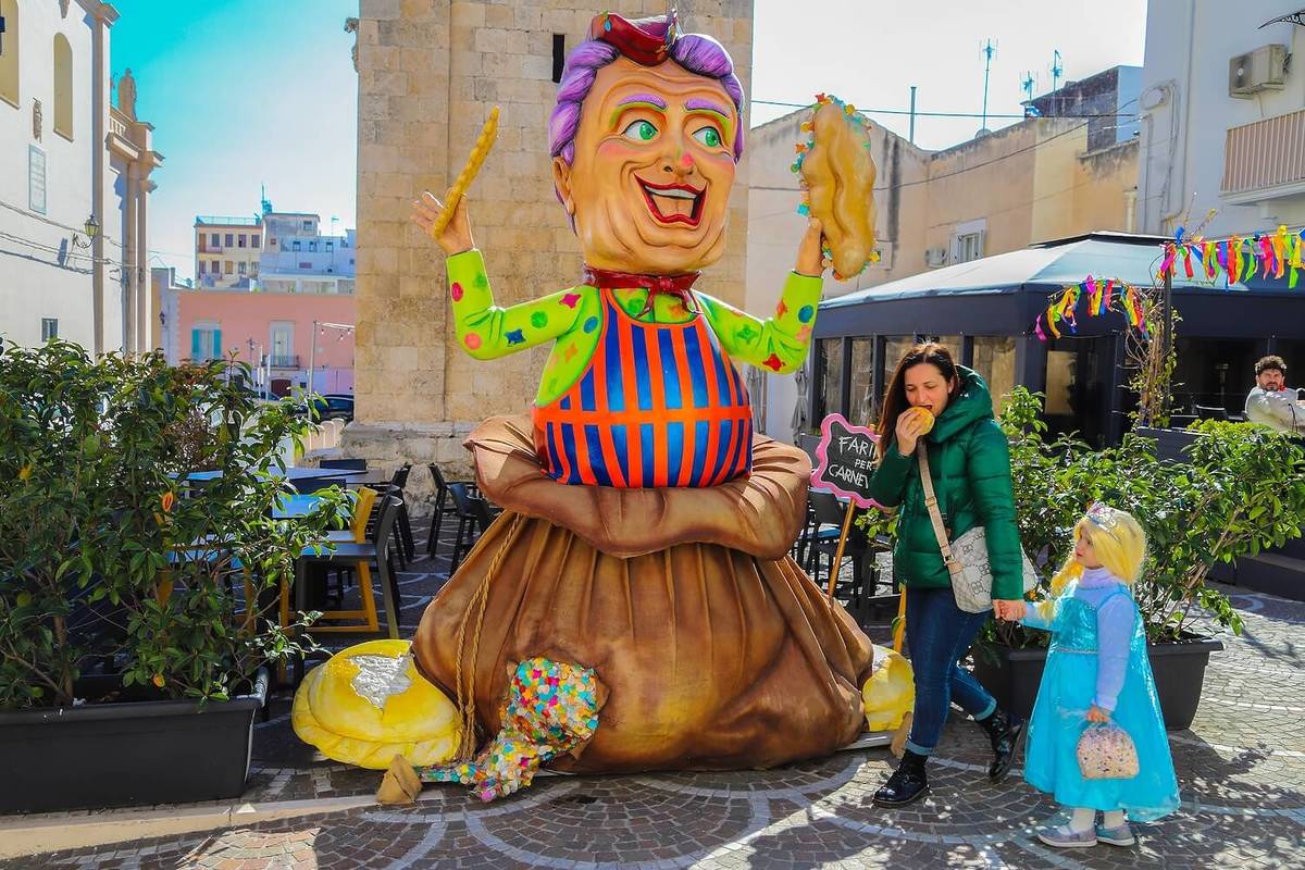 The 10 most beautiful carnivals in Italy (dates and events 2025)