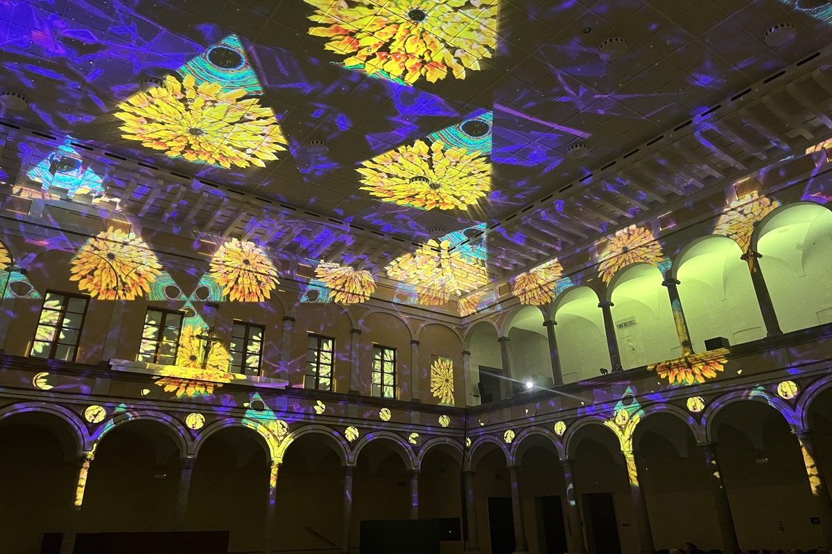 Enlightenment: an immersive light show in the heart of Milan