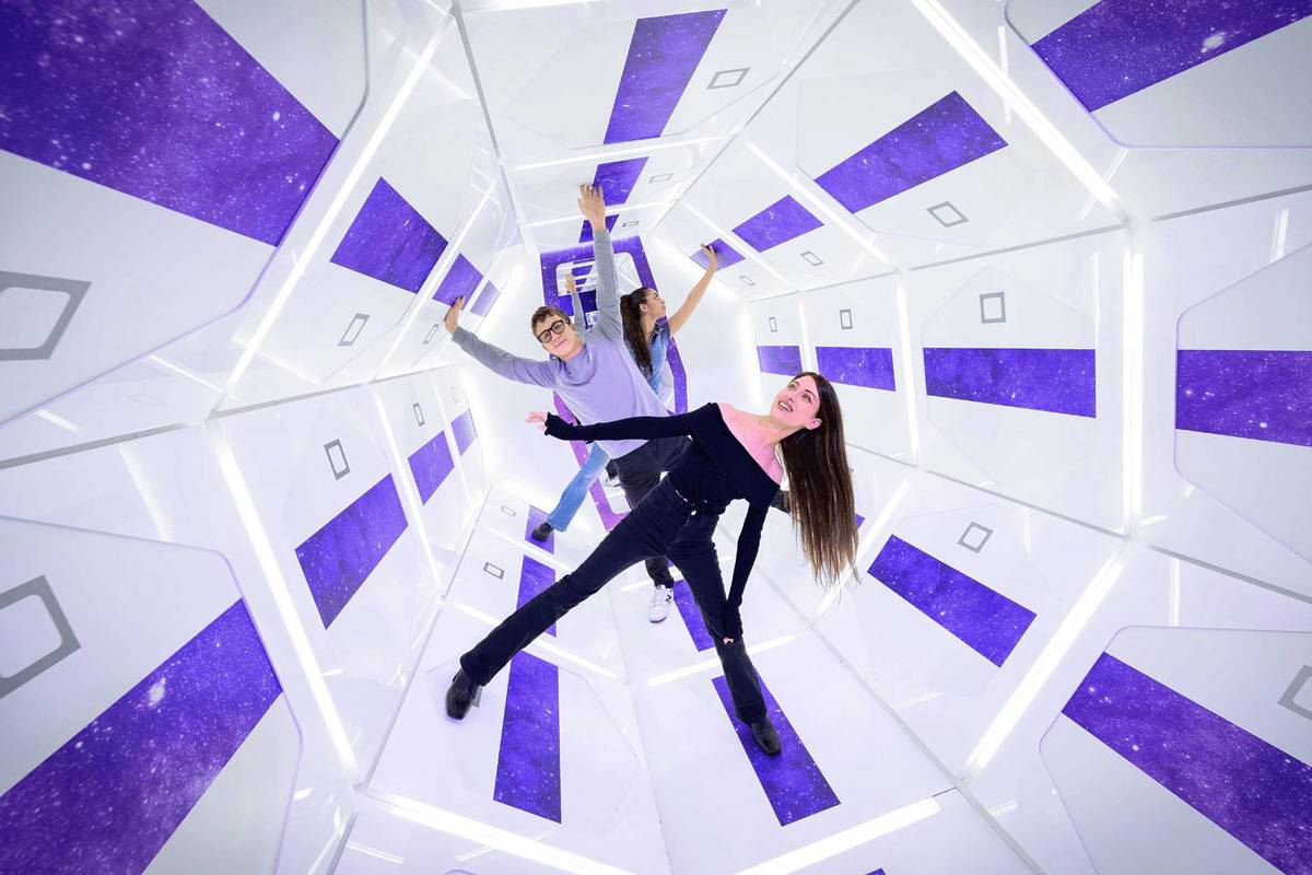 “Space Dreamers” resterà ancora per poco a Milano: ecco perché non ...