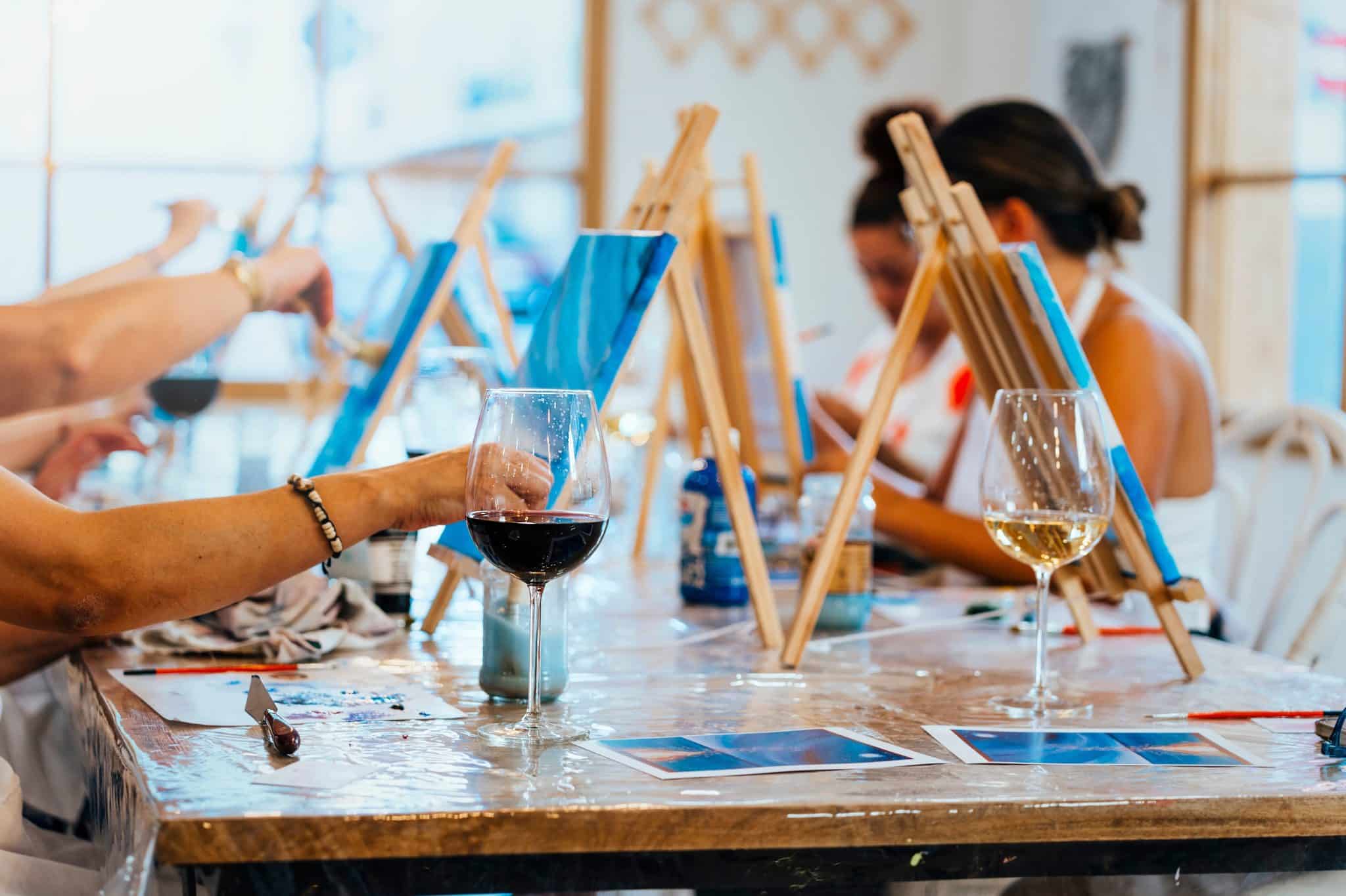 Paint and wine Monterrey: Pinta y toma vinito en estos 5 lugares