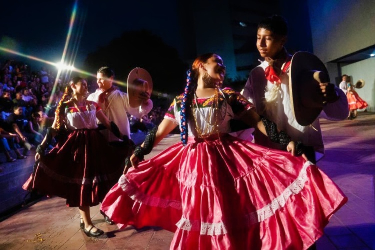 Disfruta de la danza folklórica en el 32º Mitote Folklórico
