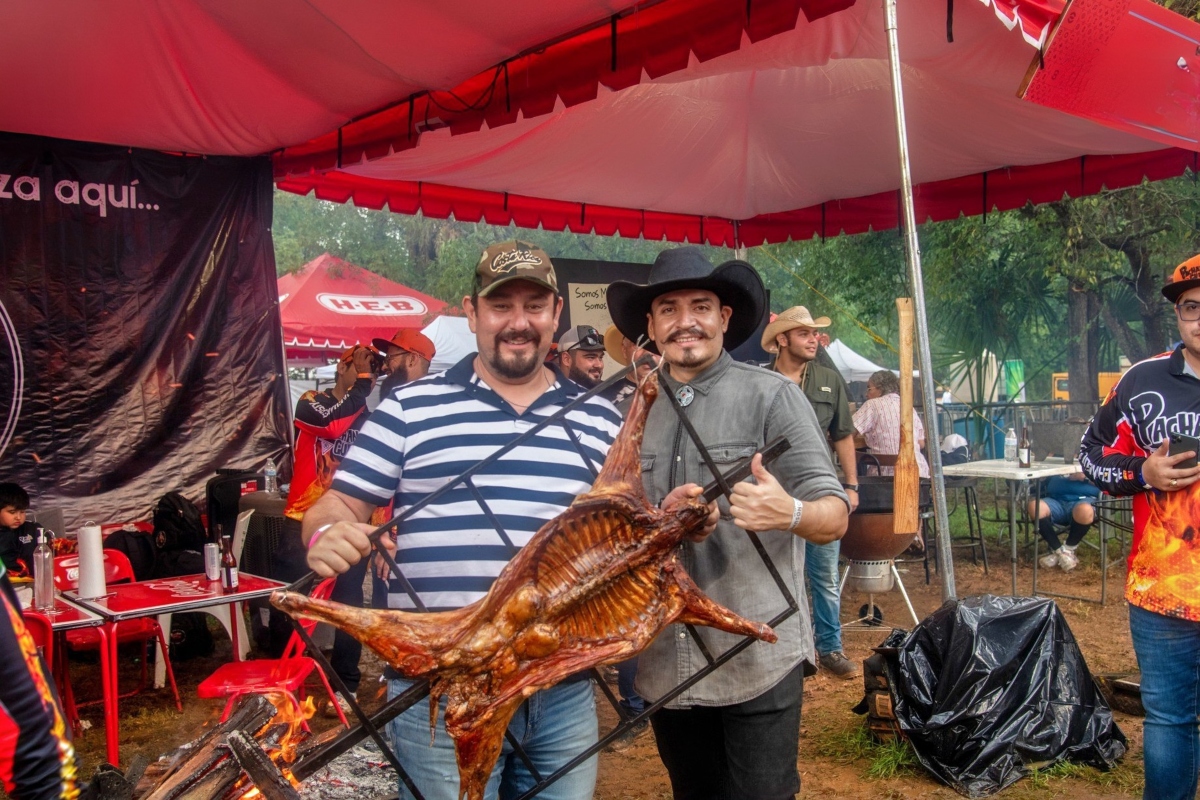 Carne asada, chela, música y más en el Grill Master H.E.B.