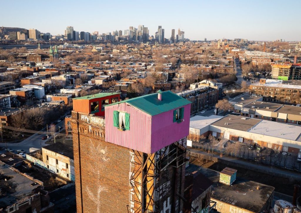La Maison Rose De St Henri A Perdu Son Sapin Montréal Secret