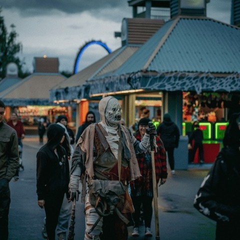 These haunted houses will get our hearts racing - and they're in or ...