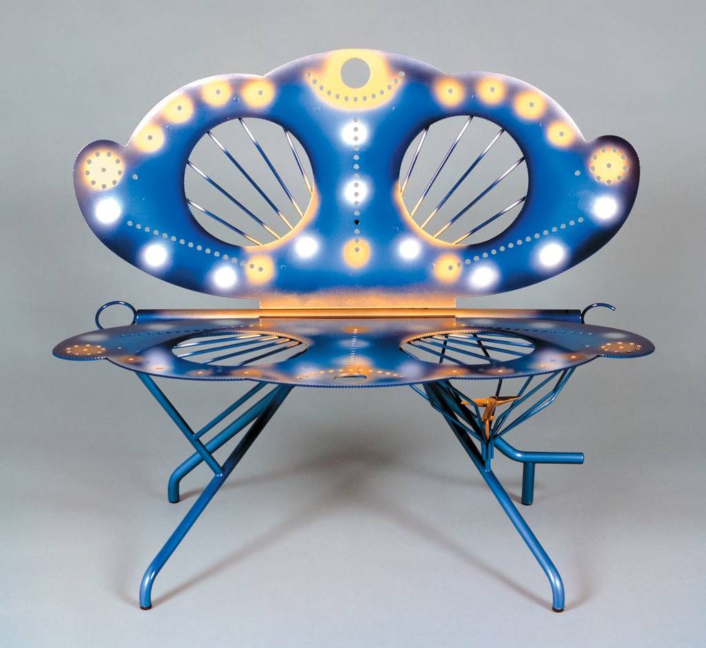 Bauhaus, the good silver and a monumental "sun" - the reopening of the ...