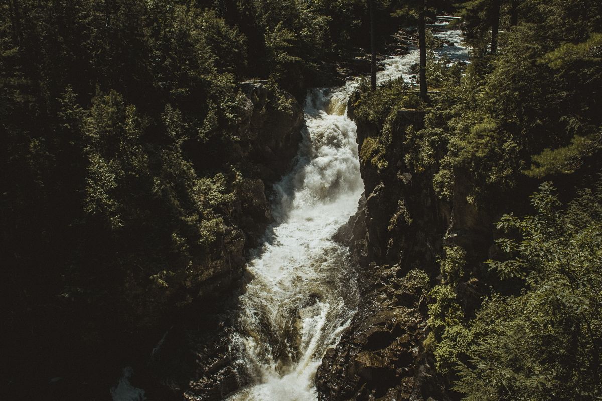 Road Trips - 3 Waterfalls to See in Spring