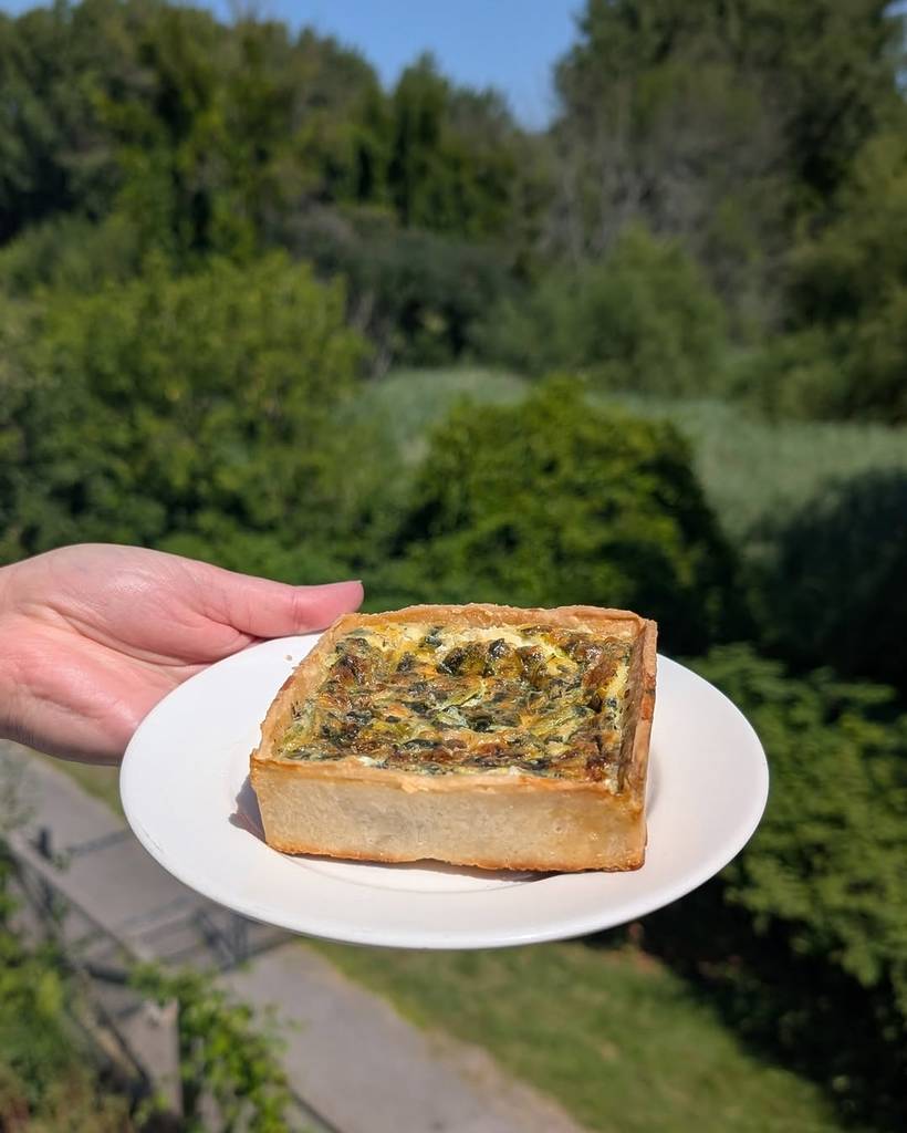 By metro from Montreal—a springtime stroll at the wildlife refuge