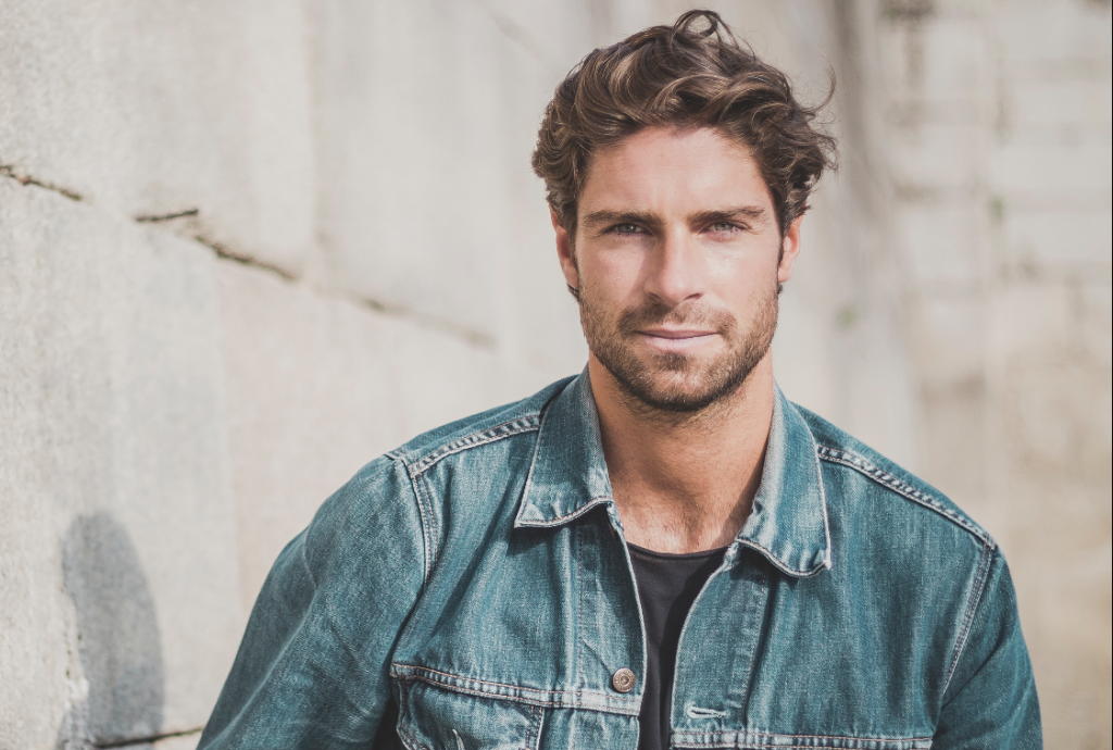 Une garden party en présence de l'artiste Tom Leeb bientôt au Château ...