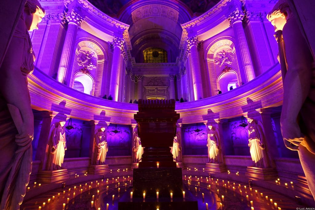 La Nuit aux Invalides : le show féérique de sons et de lumières revient ...