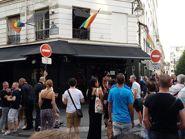 Pride : 5 bars LGBT+ friendly à découvrir à Paris ! - Paris Secret