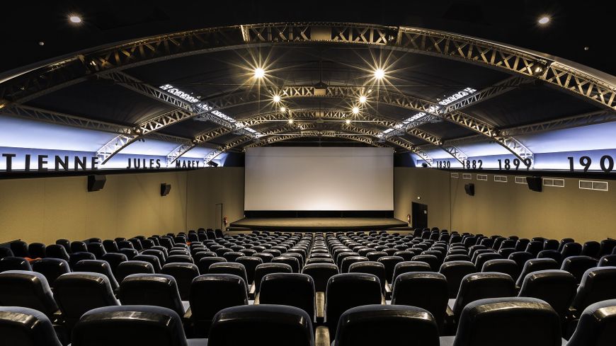 Découvrez les plus beaux cinémas de Paris ! - Paris Secret