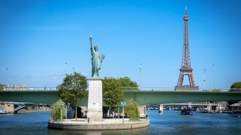 The Eight Most Beautiful Statues In Paris To See For Free