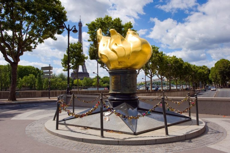 Où se trouvent les statues de la Liberté à Paris ? - Paris Secret