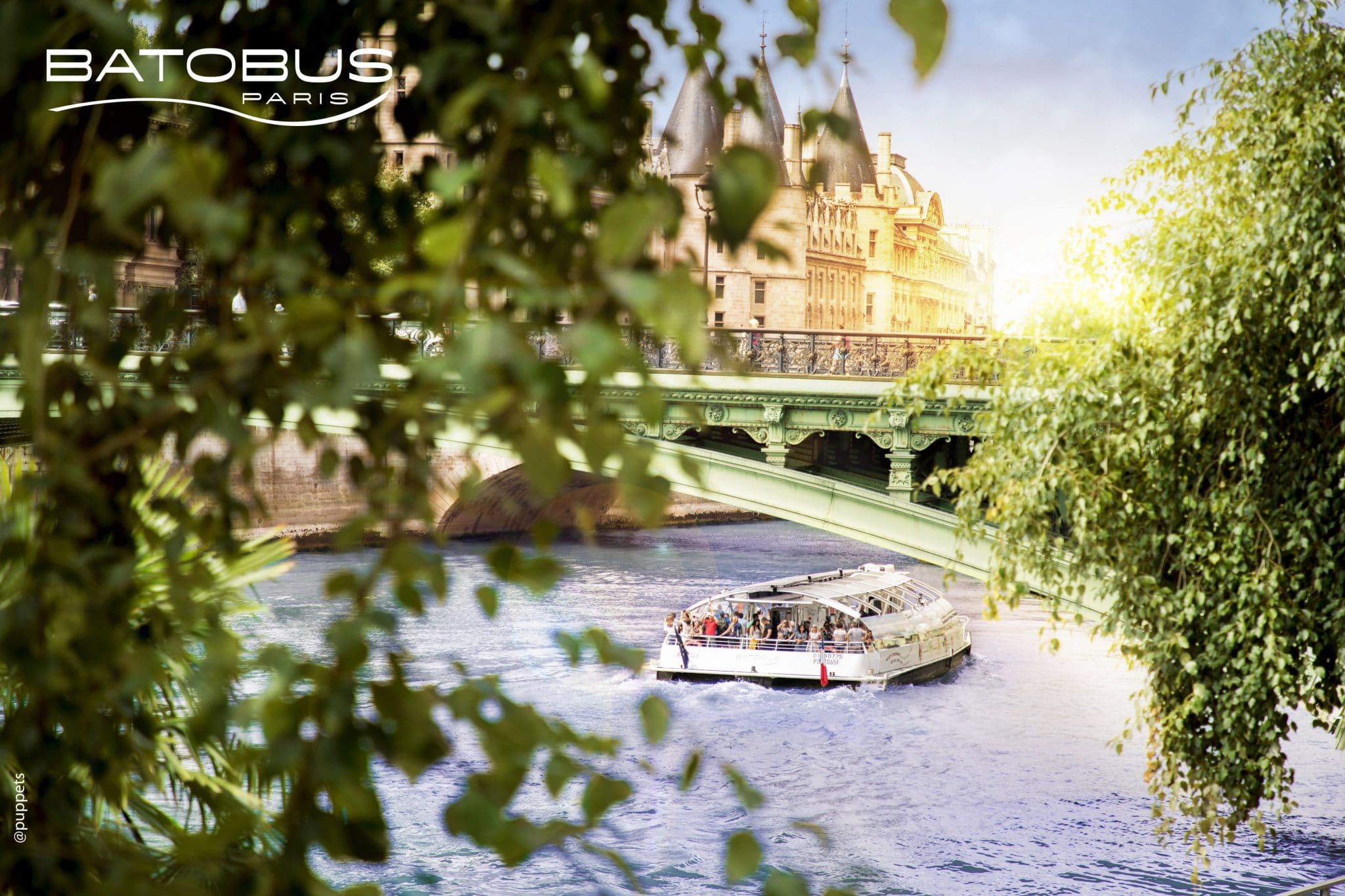 Insolite : cet été, jouez aux touristes dans Paris à bord des Batobus