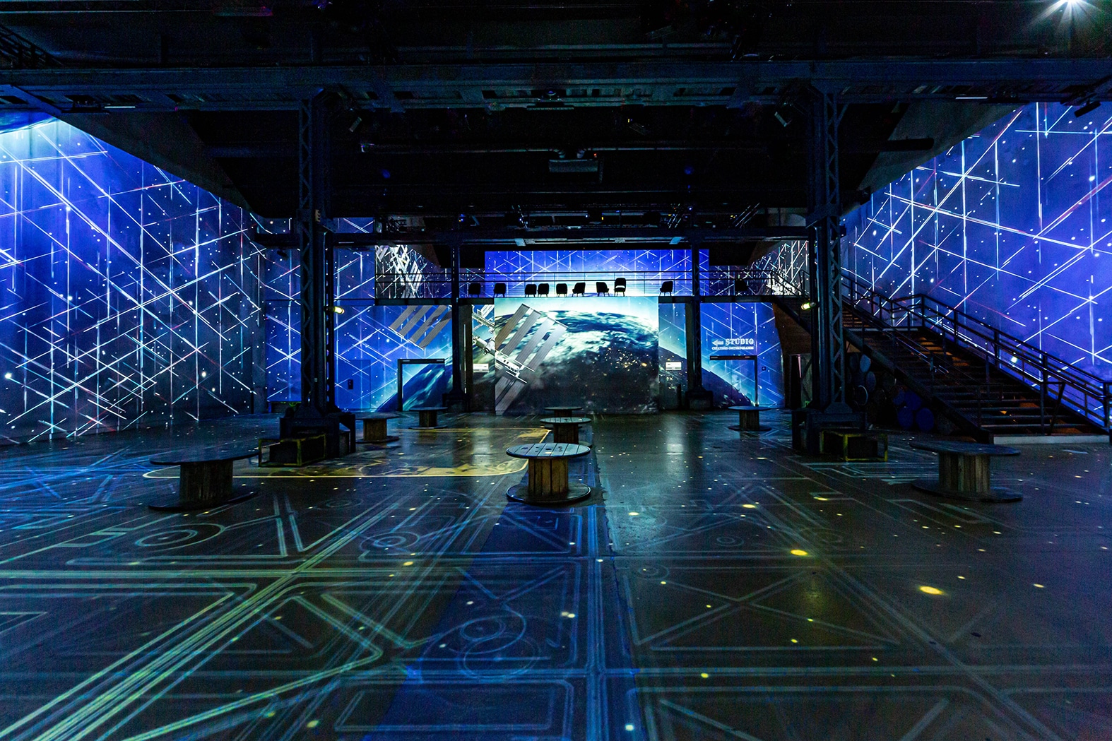 "Destination Cosmos" : le nouveau voyage immersif en nocturne de l ...