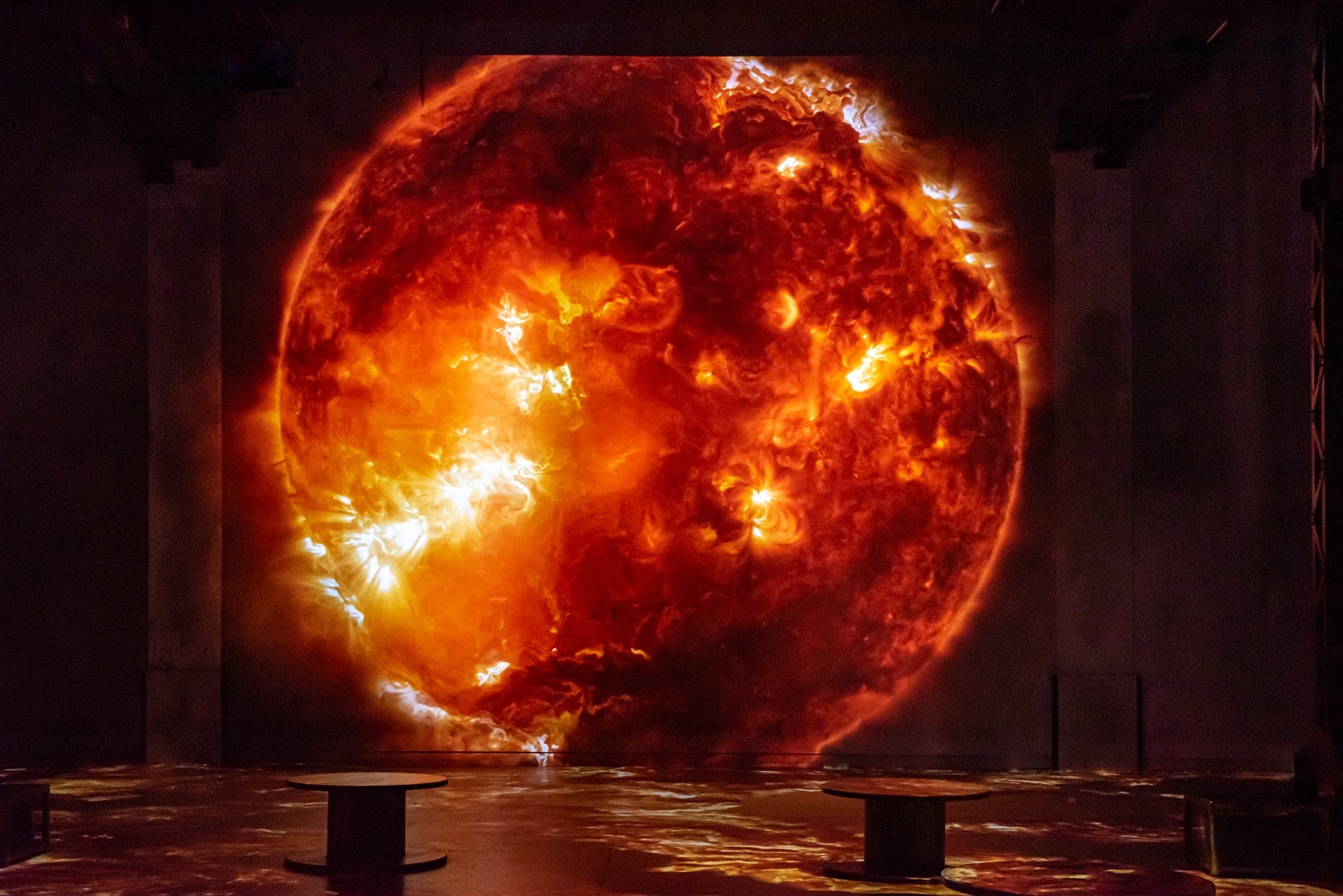 "Destination Cosmos" : le nouveau voyage immersif en nocturne de l ...