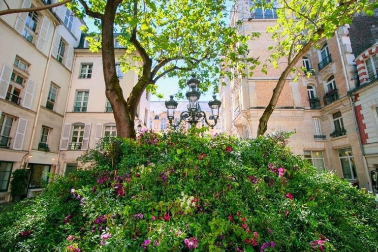 La place de Fürstenberg, l’atout charme de Saint-Germain-des-Près...