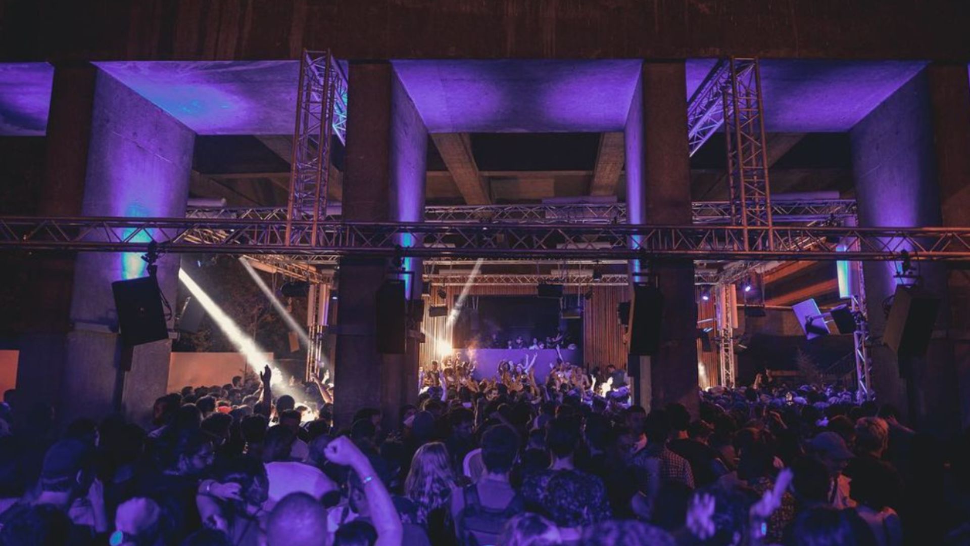 Kilomètre 25 : l'incroyable lieu de vie sous le périph va faire son ...