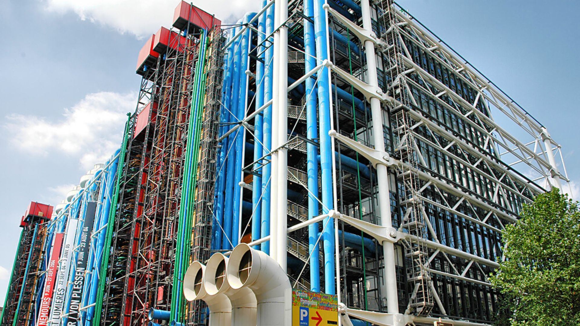 Visitare le catacombe, salire all'ultimo piano della Torre Eiffel ...