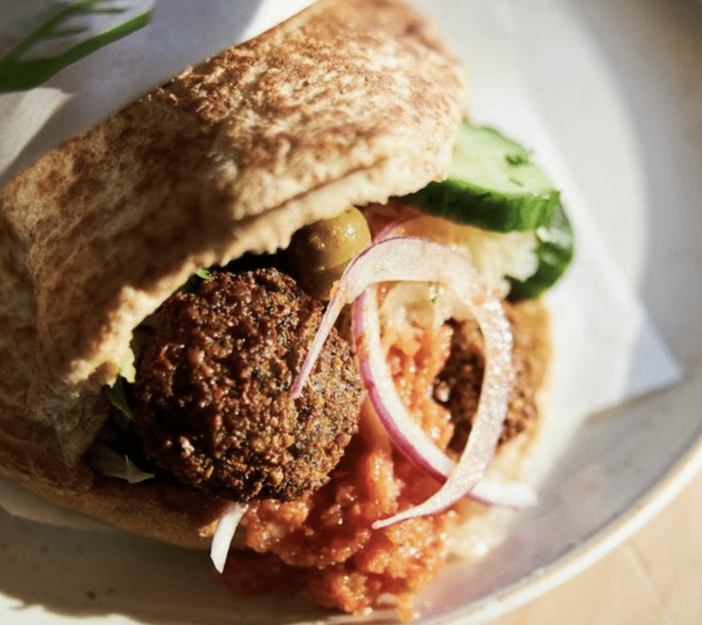 Où déguster les meilleurs falafels de Paris ? - Paris Secret