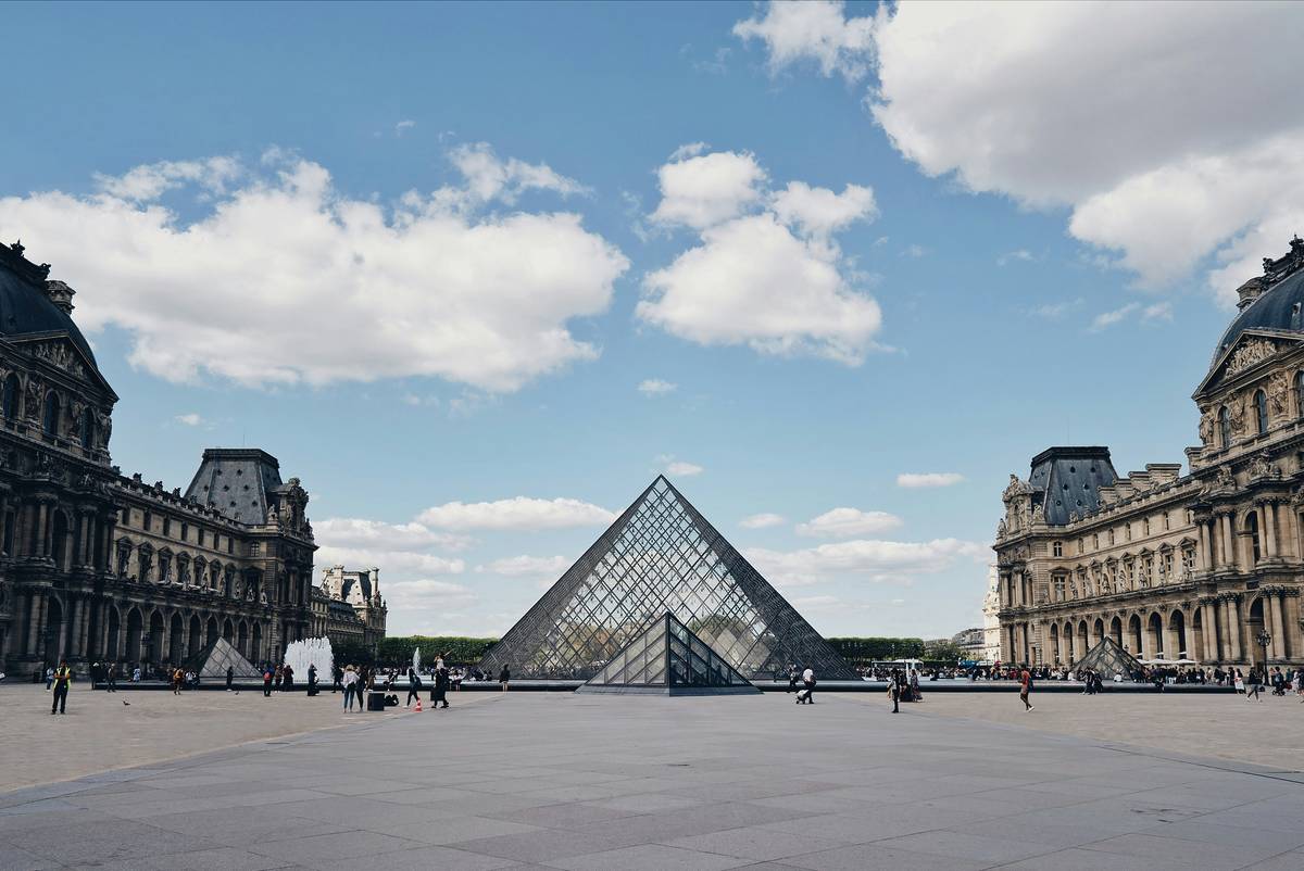Le Louvre Paris: Things To Know Before You Visit