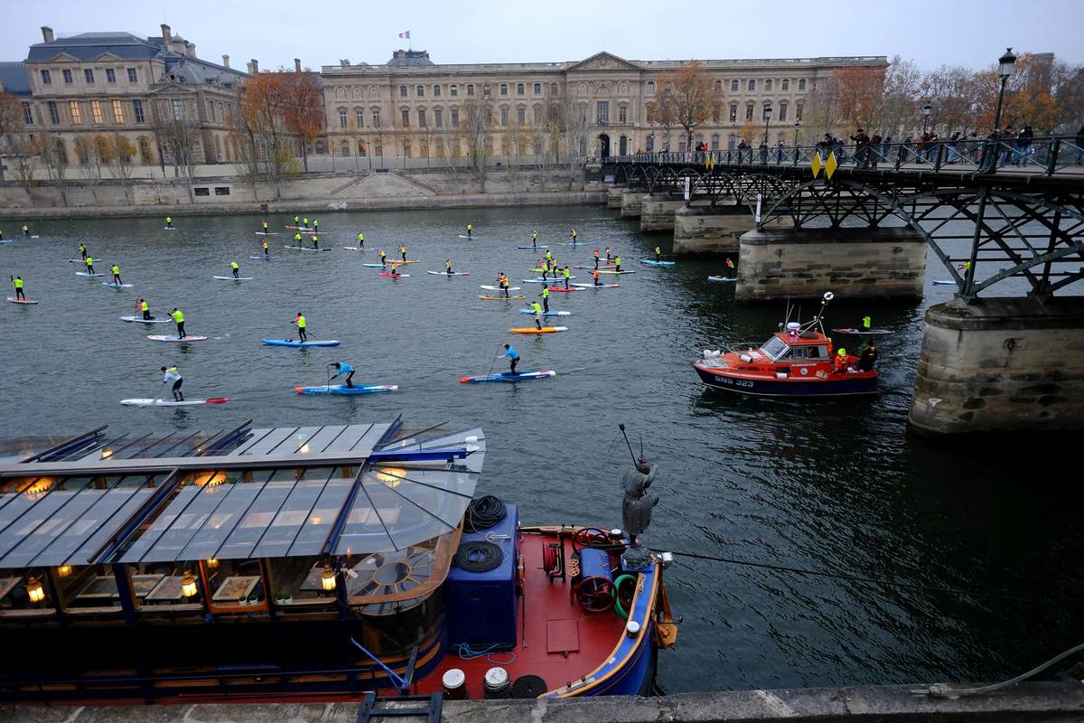 The Seine To Host The World's Largest Paddle Race