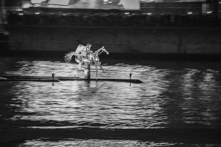 After the Seine, the Olympic silver horse tours France and Europe
