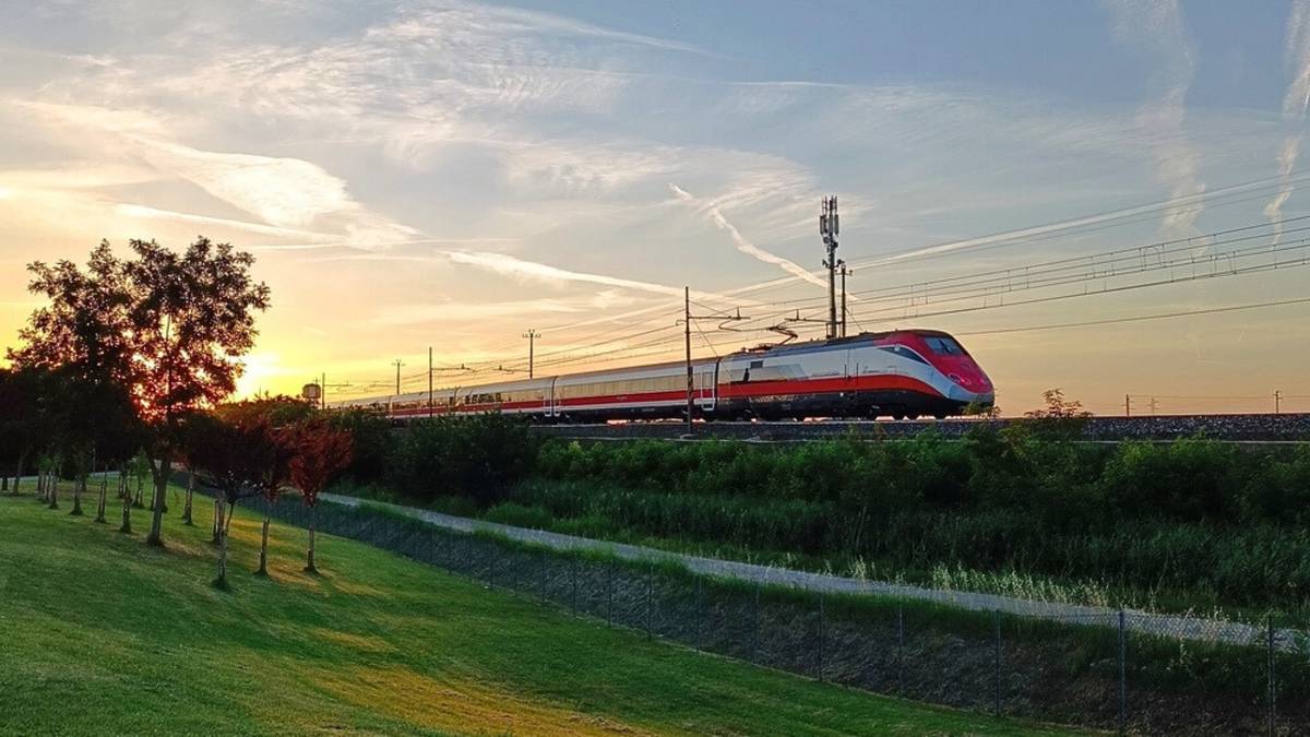 Uma nova linha de comboio Paris - Londres com a Trenitalia