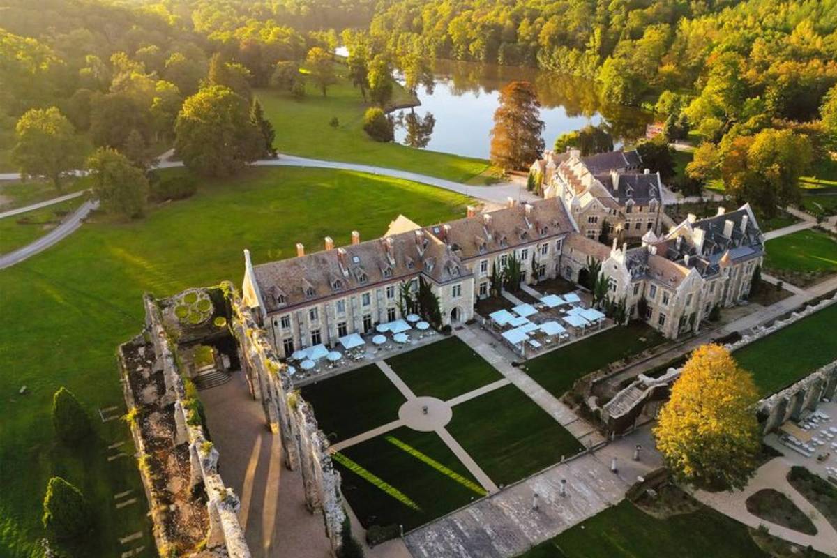 À 1h30 de Paris, cette cascade féérique est le spot parfait pour vous rafraîchir – avec une ...