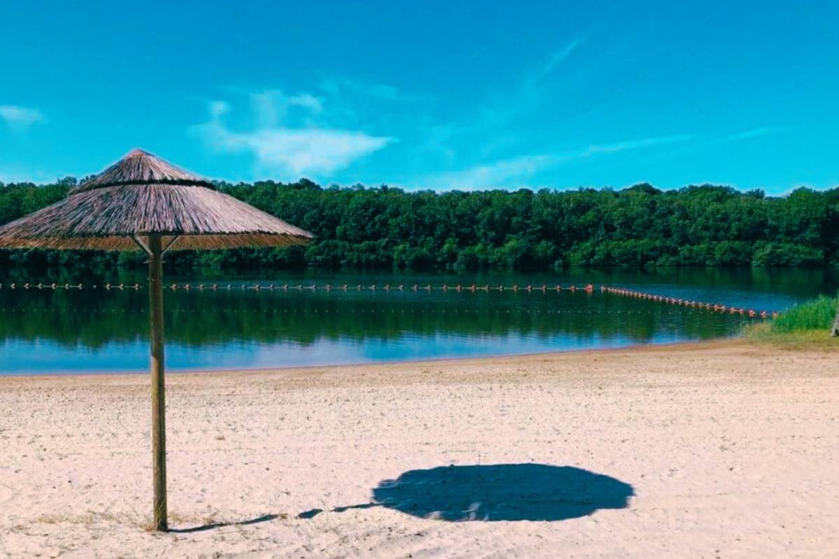 À 1 h de Paris, une plage sauvage aux airs de Caraïbes