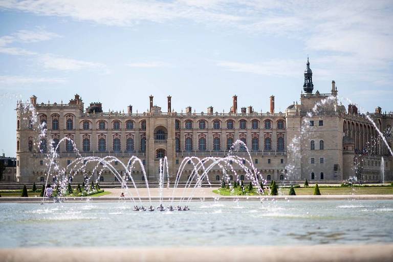 Mucho menos turístico que Versalles, este castillo real a 40 minutos de ...