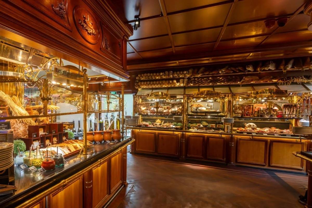 The world's largest all-you-can-eat buffet can be reached by train from ...