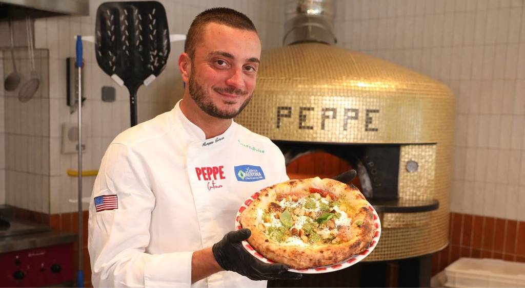 Il campione mondiale di pizza Peppe apre un nuovo indirizzo nel cuore dell'11° arrondissement