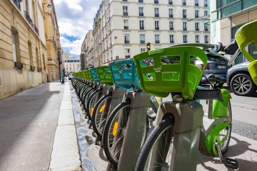 This app is designed to find the best Vélib' in Paris