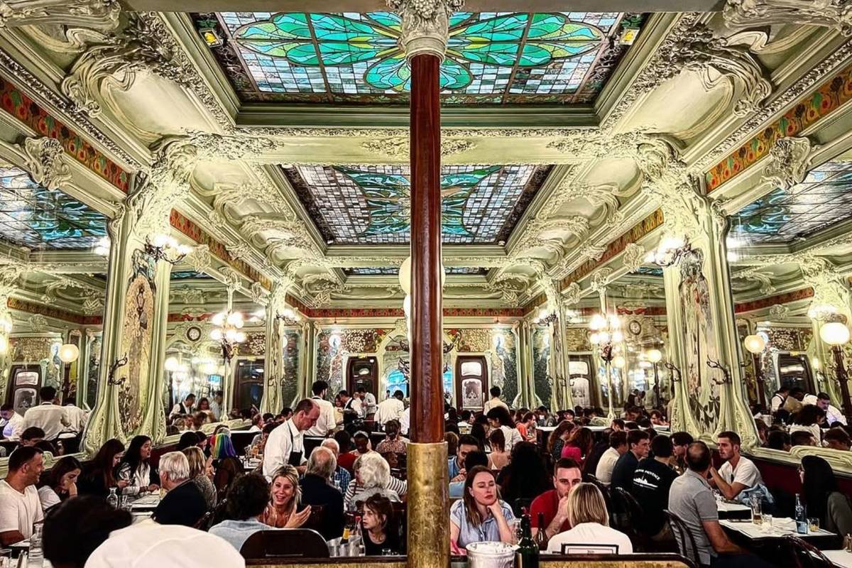These Art Nouveau-style Parisian restaurants take us back to the ...