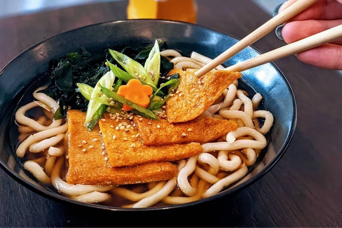 Ecco i migliori posti dove mangiare i noodles udon a Parigi, tra cui un ...