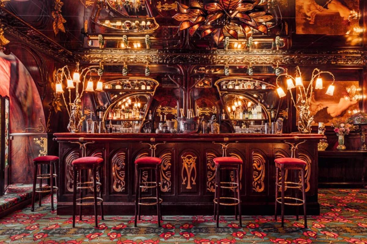 Maxim's, the world's most famous restaurant, an Art Nouveau jewel