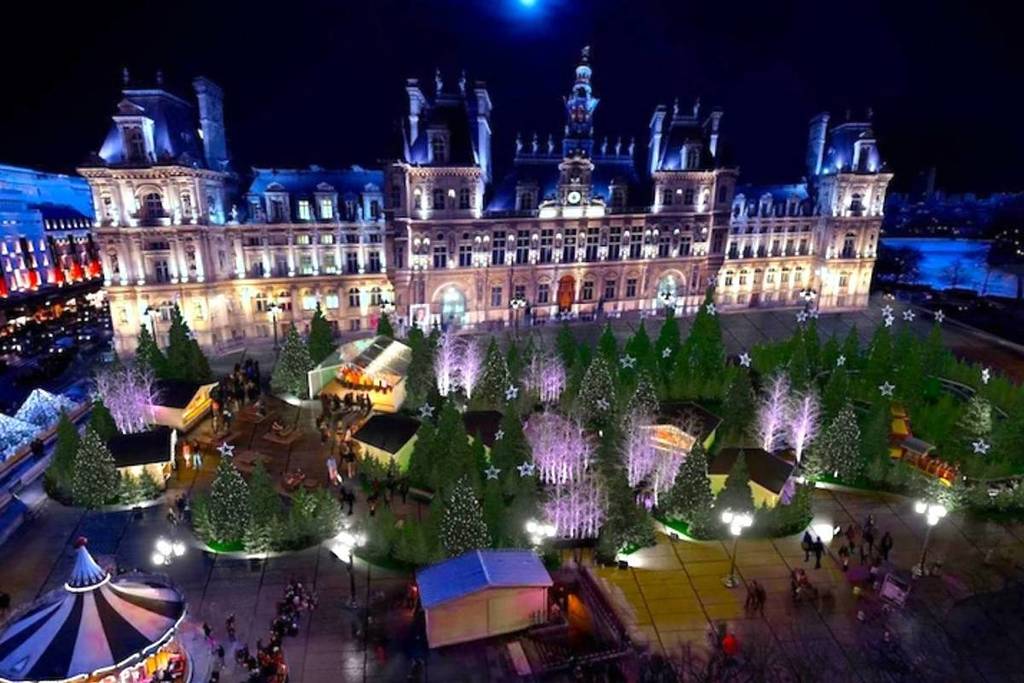 Pendant un mois, le parvis de l’Hôtel de Ville va se métamorphoser en ...