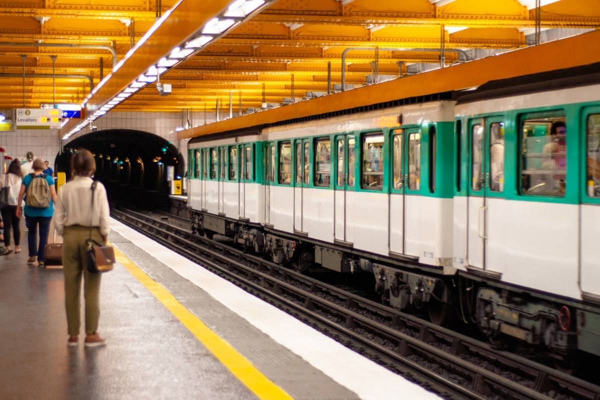December 24: what are the Paris metro opening times on Christmas Eve?