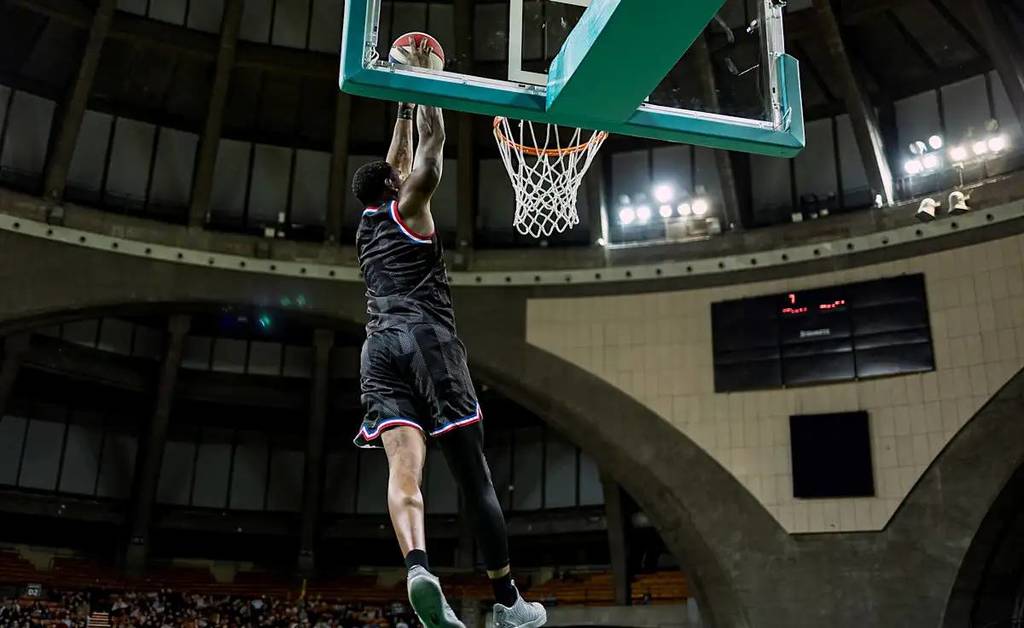 Paris Marathon, Hexagone MMA, Paris Grand Slam, Harlem Globetrotters ...