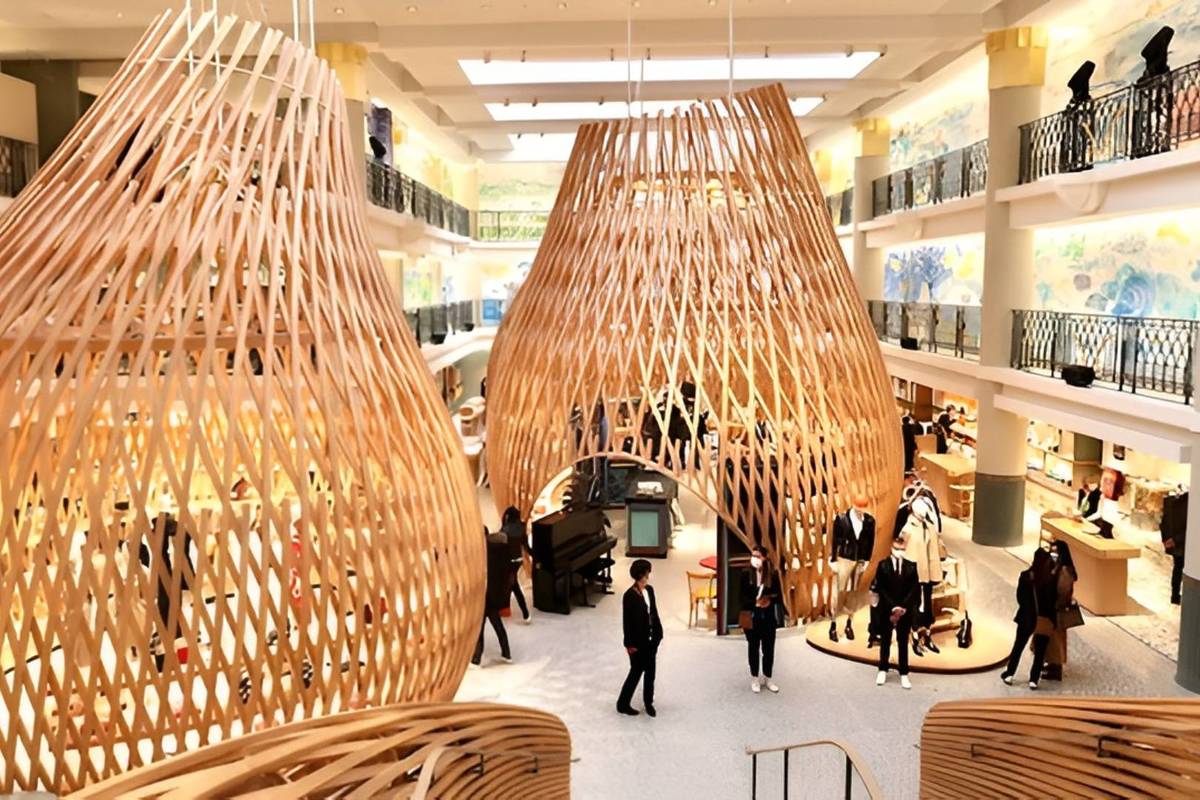 En el distrito 6 de París, esta antigua piscina Art Déco, catalogada ...