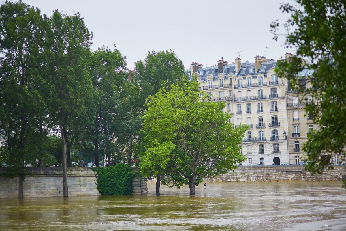 More than one million residents of the Île-de-France region live in ...