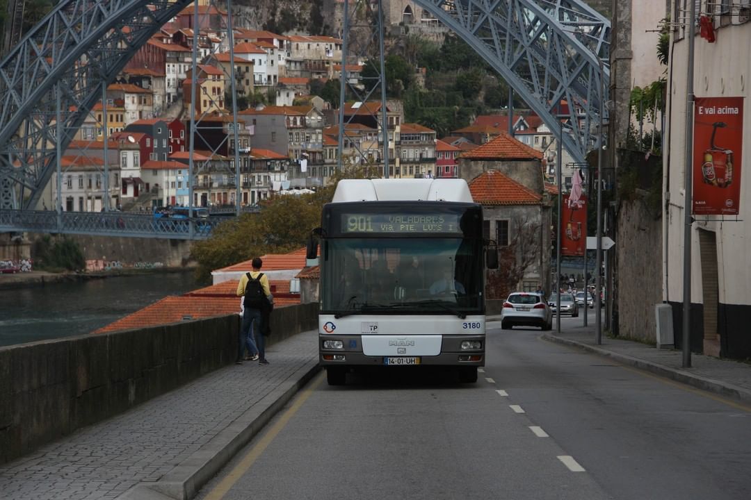O Porto dá o exemplo: passageiros da STCP cumprem as regras