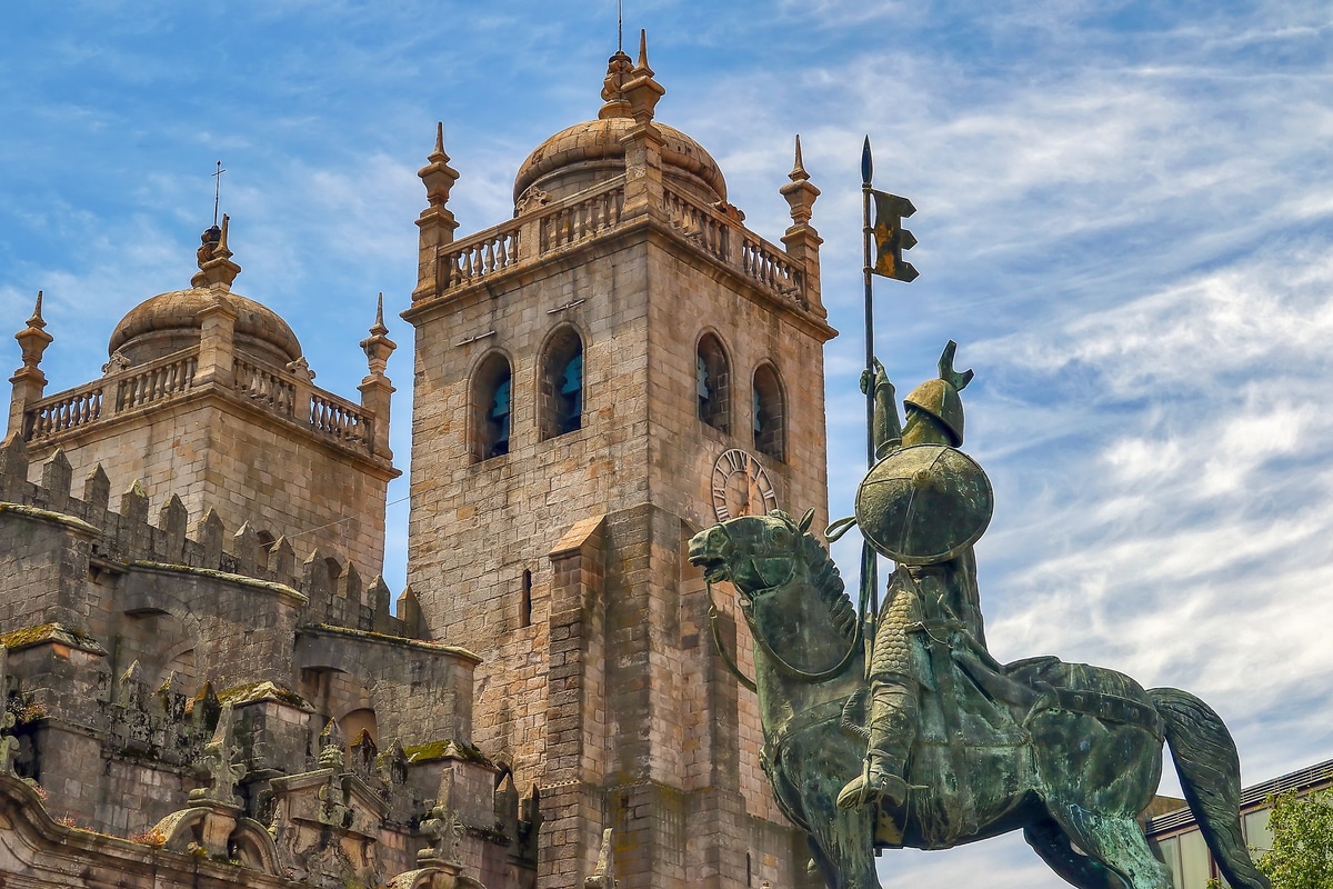 Statues In Porto: From The Most Historic To The Most Controversial