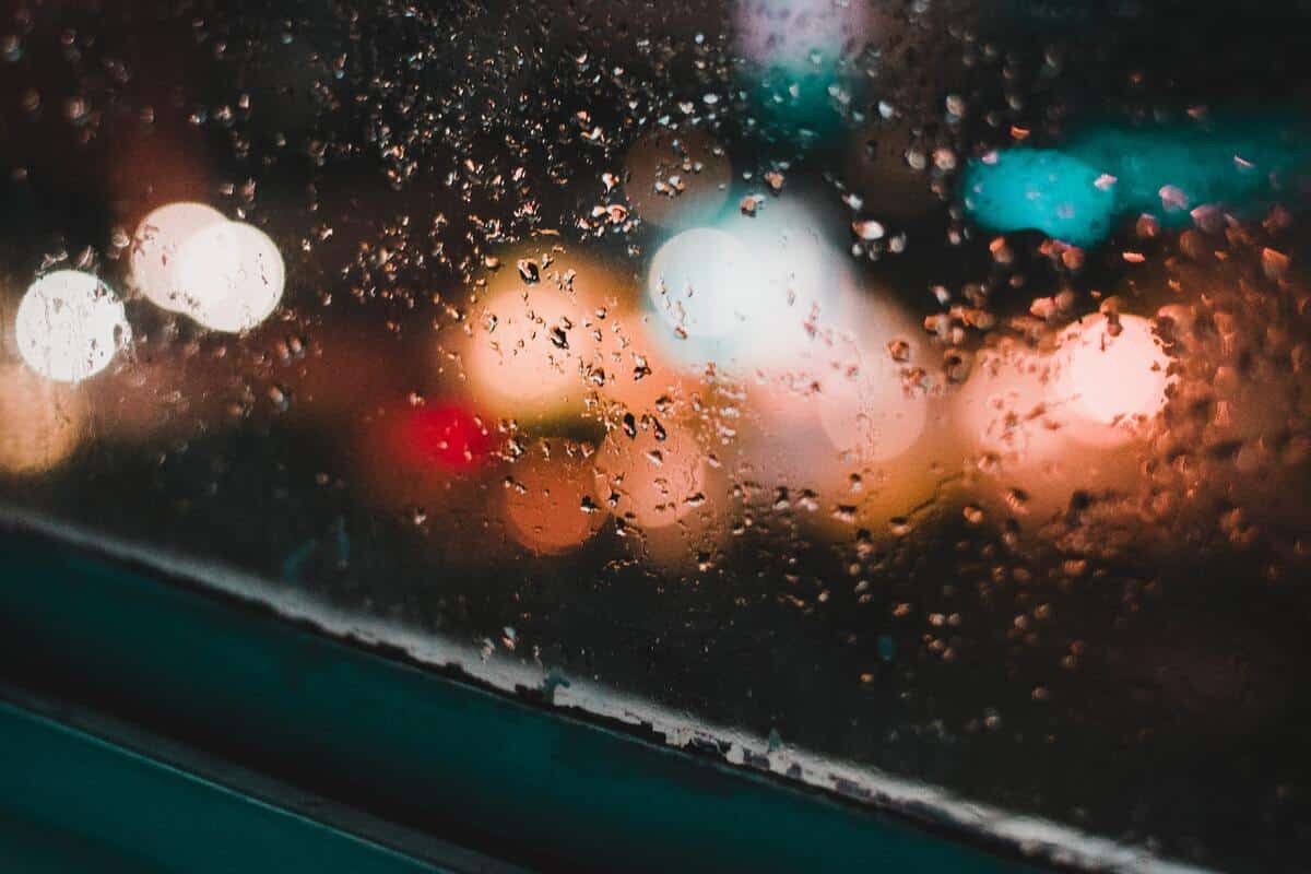Heavy rain causes several incidents and complicates traffic in the city ...