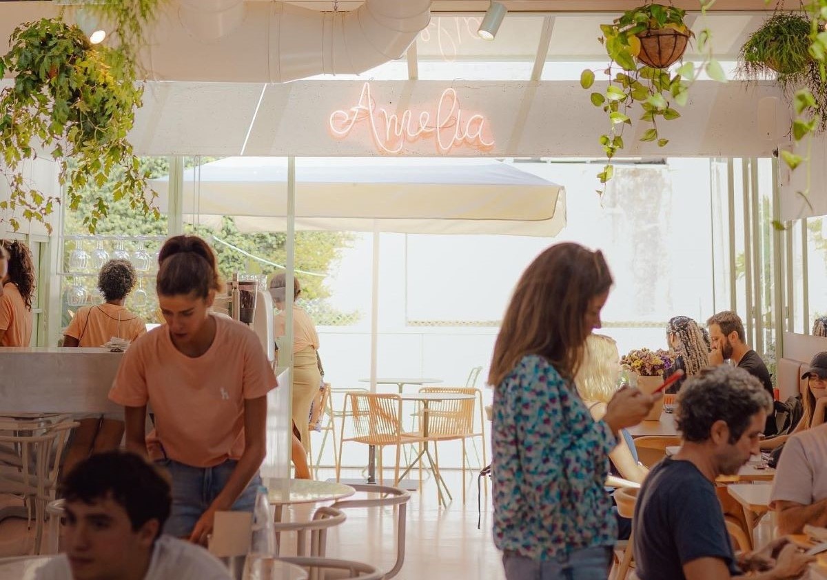 Amélia Foz: um spot para fãs de brunch, com vista para o mar