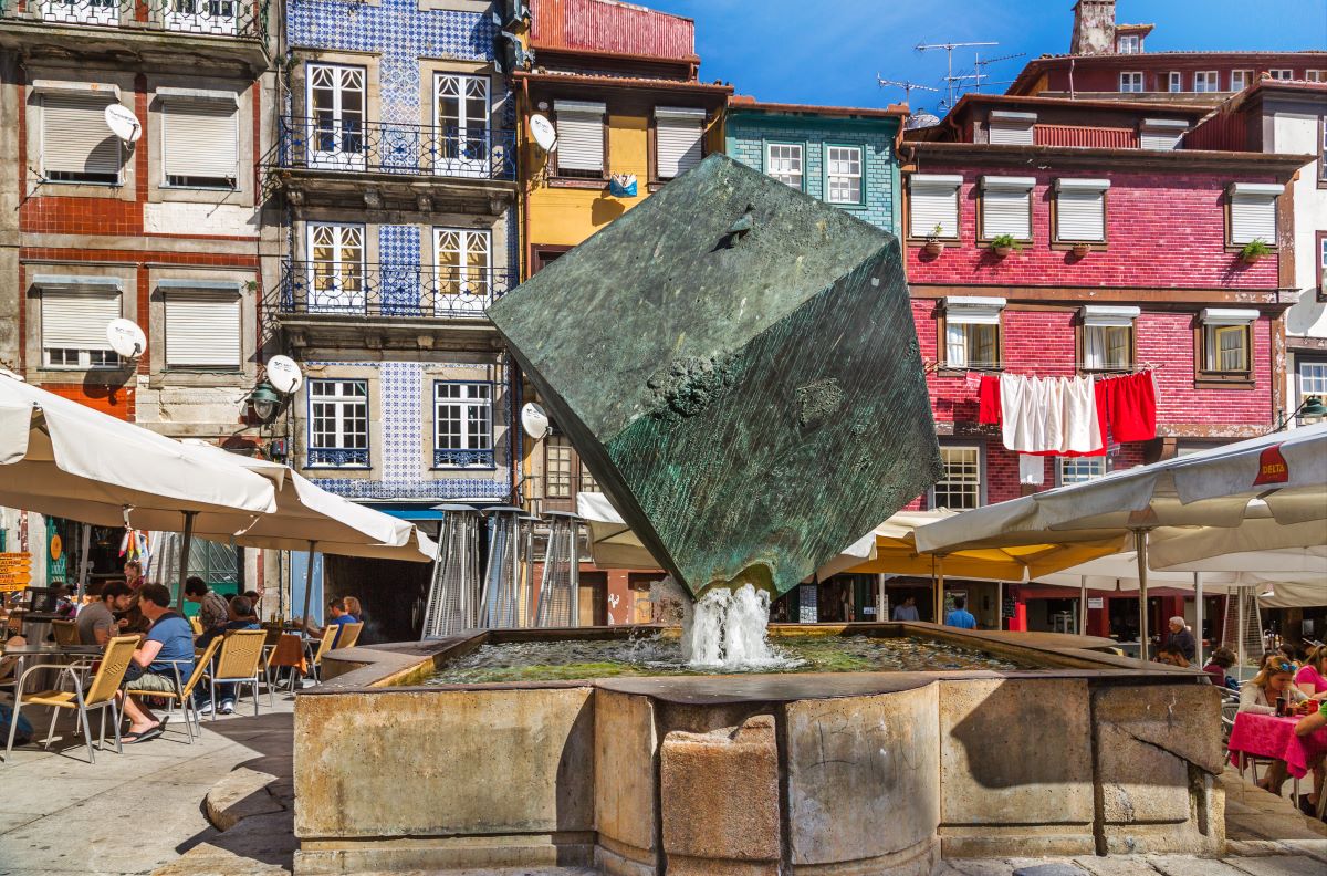 Statues In Porto: From The Most Historic To The Most Controversial
