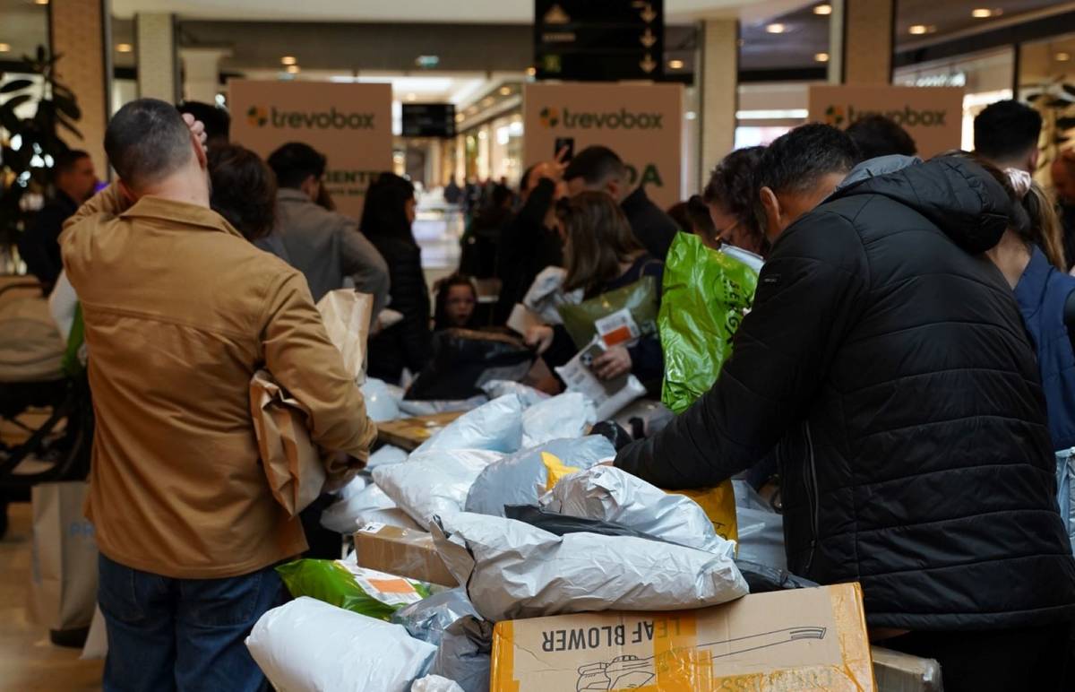 Paquetes perdidos a la venta desde 2,49 euros cerca de Oporto