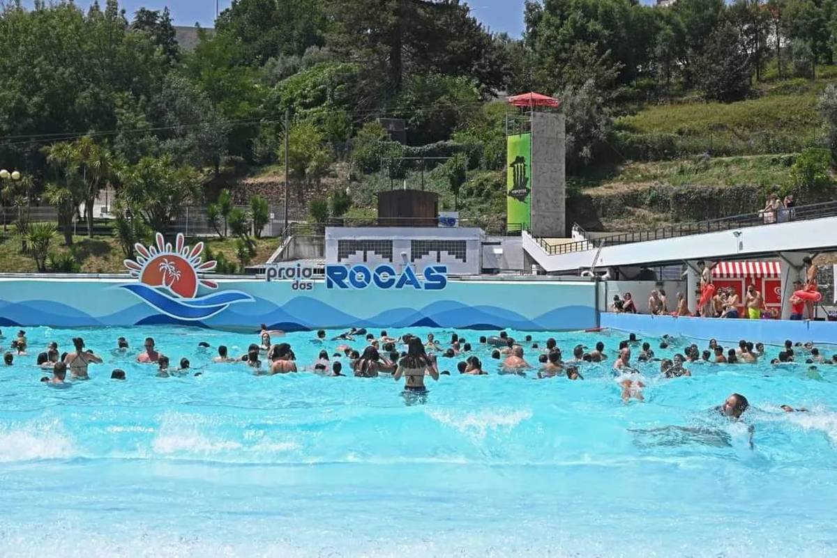 Praia das Rocas: largest wave pool less than 2 hours from Porto